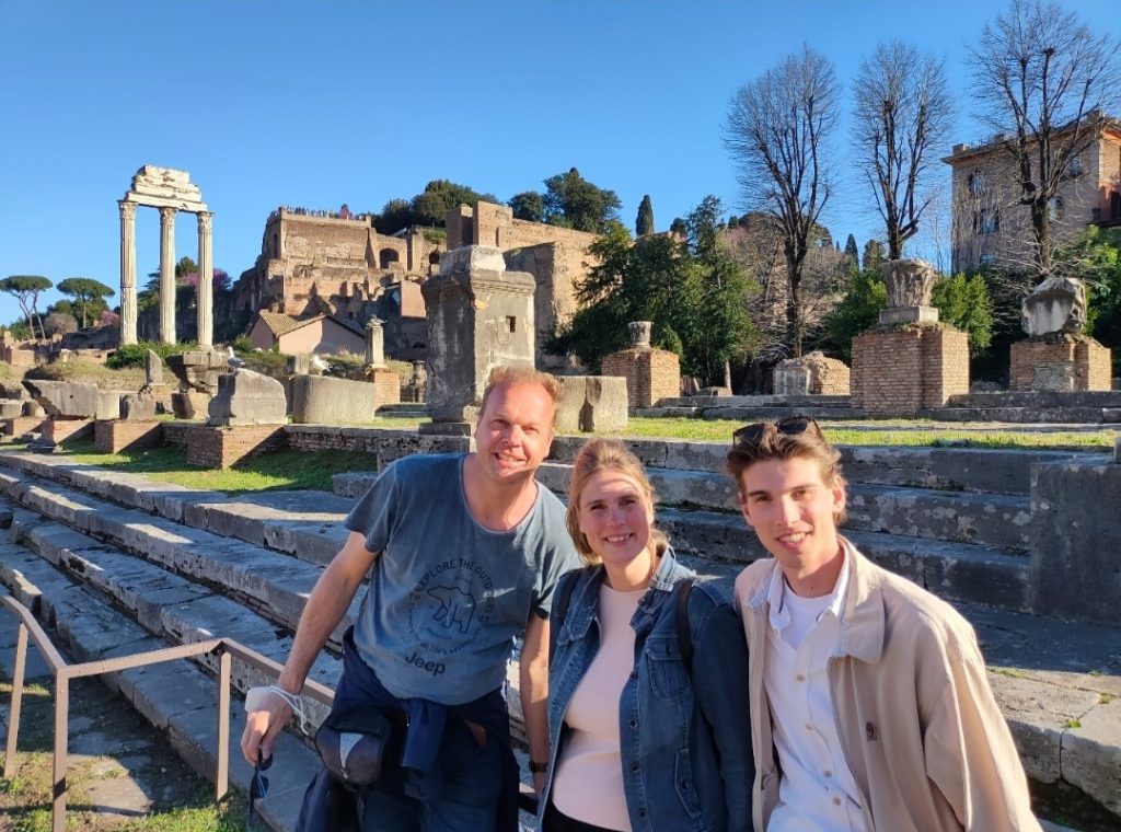 Colosseum, Arch of Titus, Palatine and Forum | JW Rome Tours