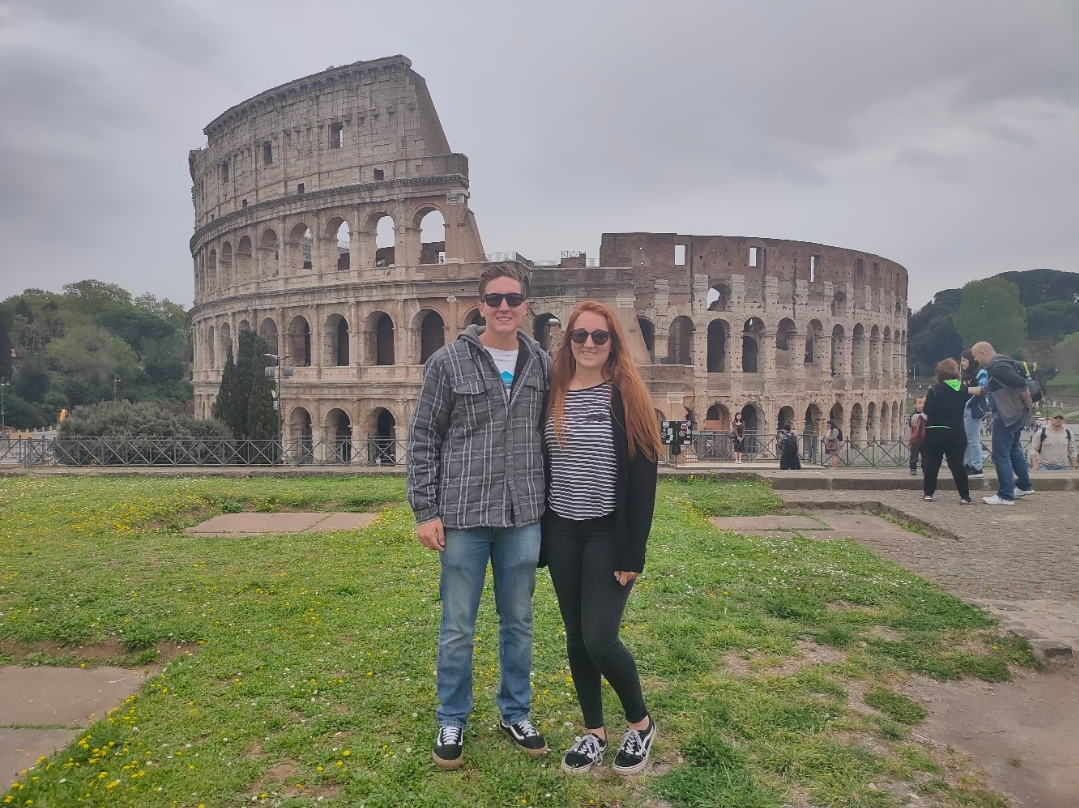 Colosseum, Arch of Titus, Palatine and Forum | JW Rome Tours