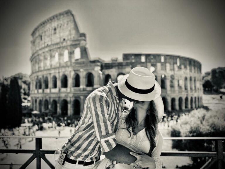 Colosseum, Arch of Titus, Palatine and Forum | JW Rome Tours